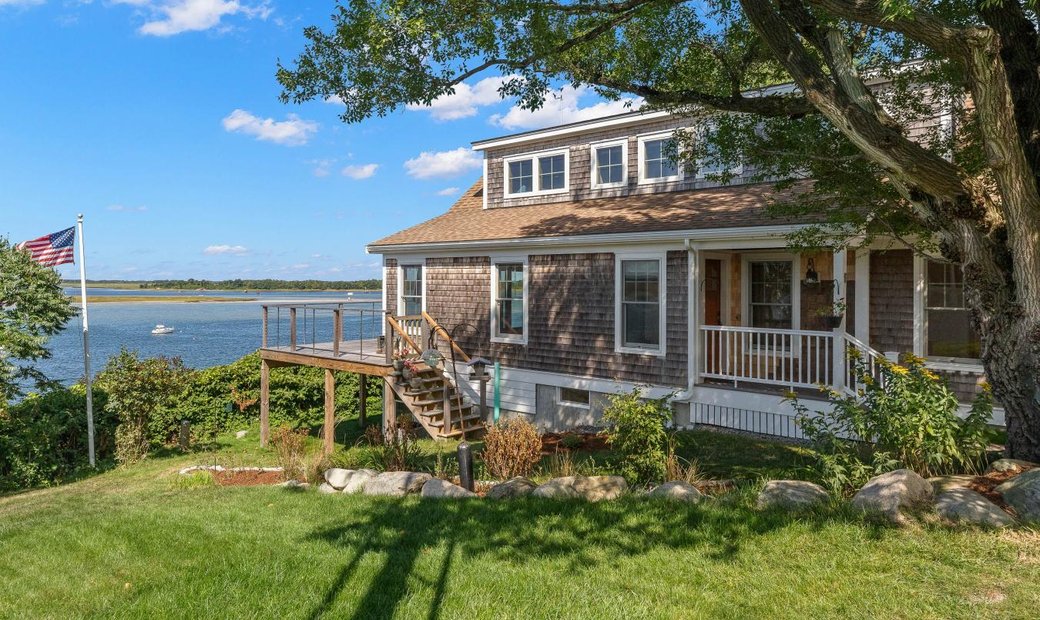 Great Neck Waterfront Newer In Ipswich, Massachusetts, United States ...
