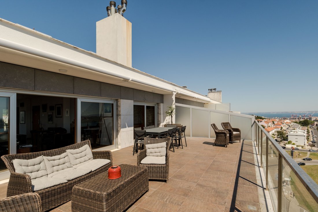 Apartamento Duplex T5 No Alto Do Restelo Lisboa In Lisbon, Lisbon ...