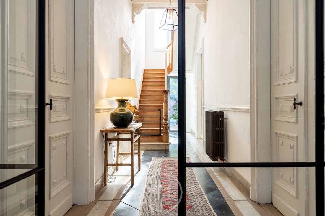 Stately Renovated Mansion In Hamme, Flanders, Belgium For Sale (14671403)