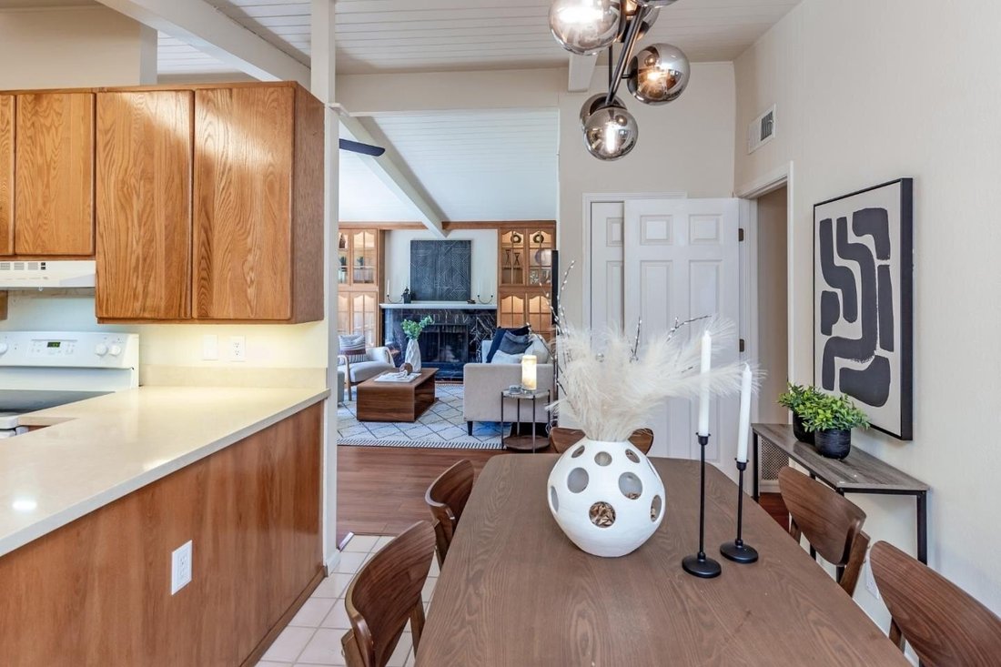 Beautiful Monta Loma Updated Home In Mountain View, California, United ...