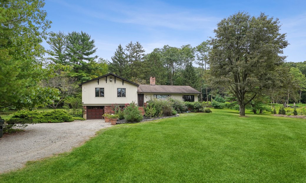 Custom Built Split Ranch Home With En Long Valley, Nueva Jersey ...