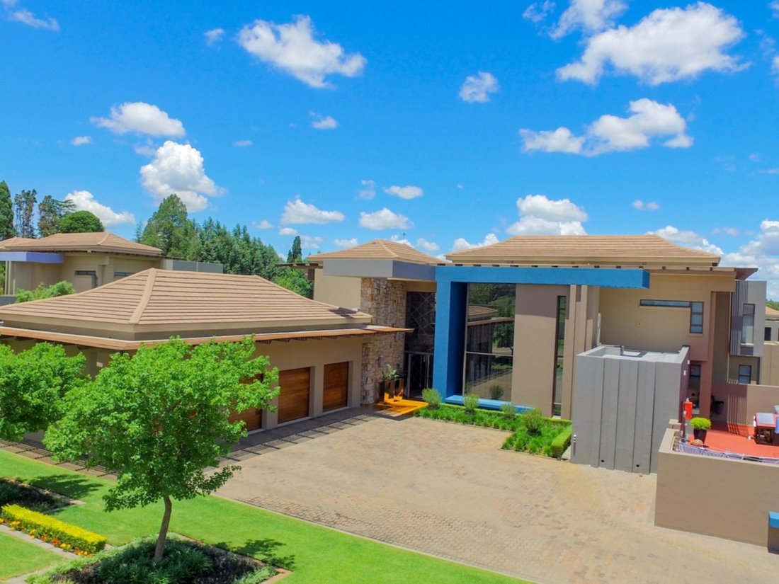 Executive Estate Living On The Vaal In Vanderbijlpark, Gauteng, South ...