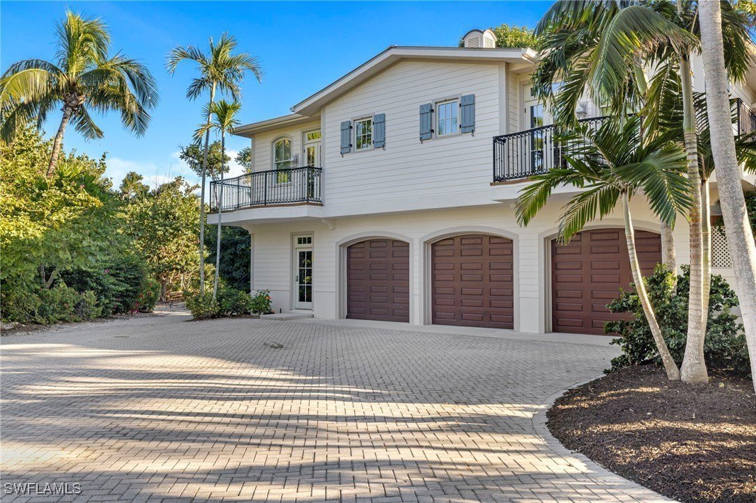 Stunning Bayfront Estate With Indoor Pool In Captiva, Florida, United ...