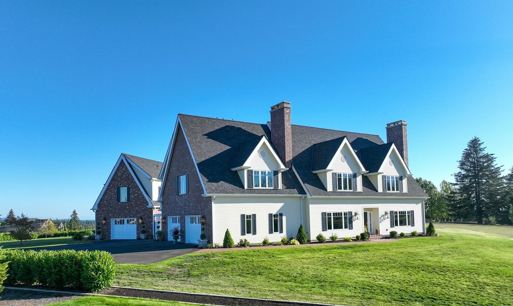 English Manor On A Serene Oasis In La Center, Washington, United States ...