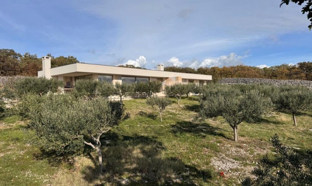 Villa For Sale In Krk In Cedar Hill, Primorje Gorski Kotar County ...
