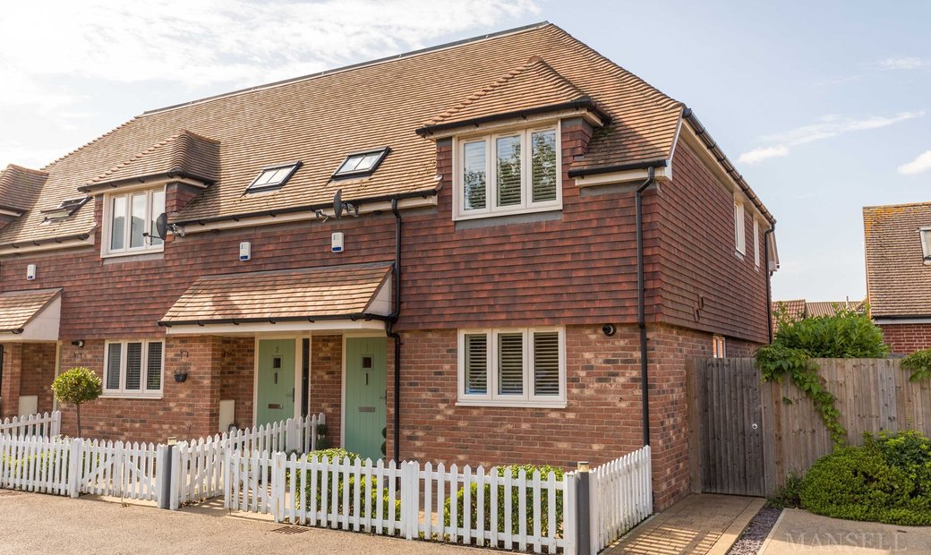 House Lingfield In Lingfield, England, United Kingdom For Sale (14704345)