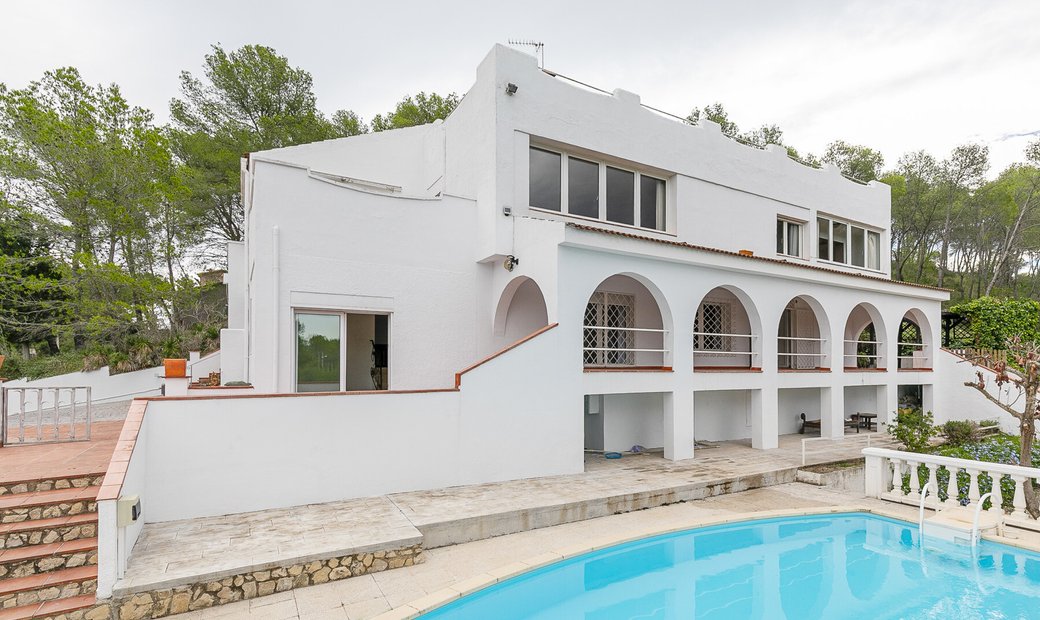 Large Villa Of 374 M2 With Swimming Pool In Olivella, Catalonia, Spain ...