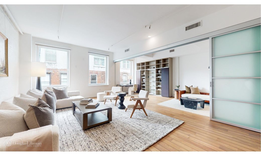 Condo New York In New York City, Ny, United States For Sale (14707240)