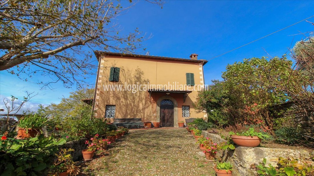 Villa Historique à Vendre à Città Della Pieve. Dans Latium, Italie à ...