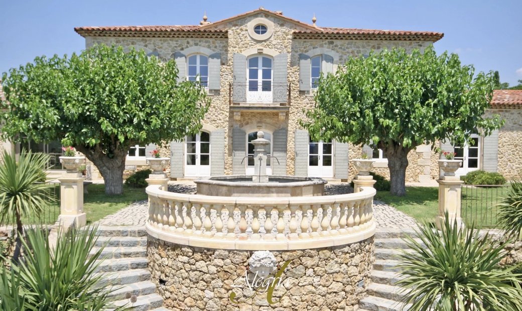 Majestic Provençal Bastide In In Lorgues, Provence Alpes Côte D'azur ...