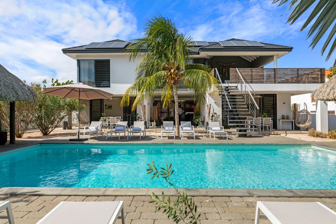 Prime Investment: Luxurious Villa With Flexible In Jan Thiel, Curaçao ...