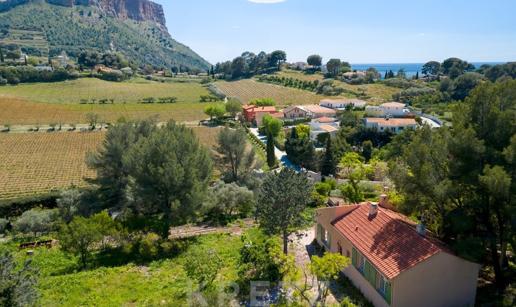 House With Breathtaking Views In Cassis, Provence Alpes Côte D'azur ...
