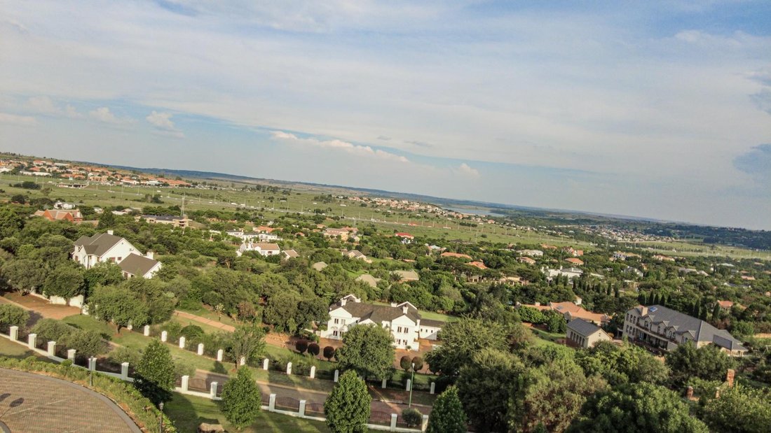 Cornwall Hill’s White House With A View In Centurion, Gauteng, South ...