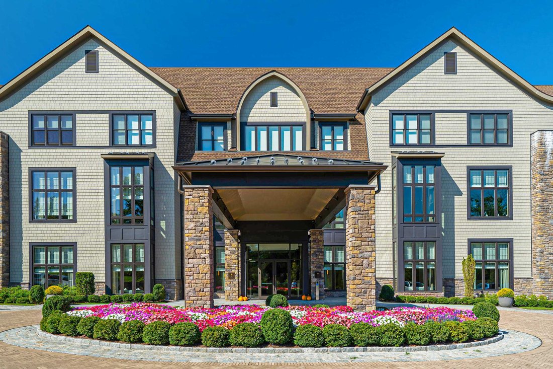 Luxurious Living In The St. Regis Residences Of In Rye, New York ...