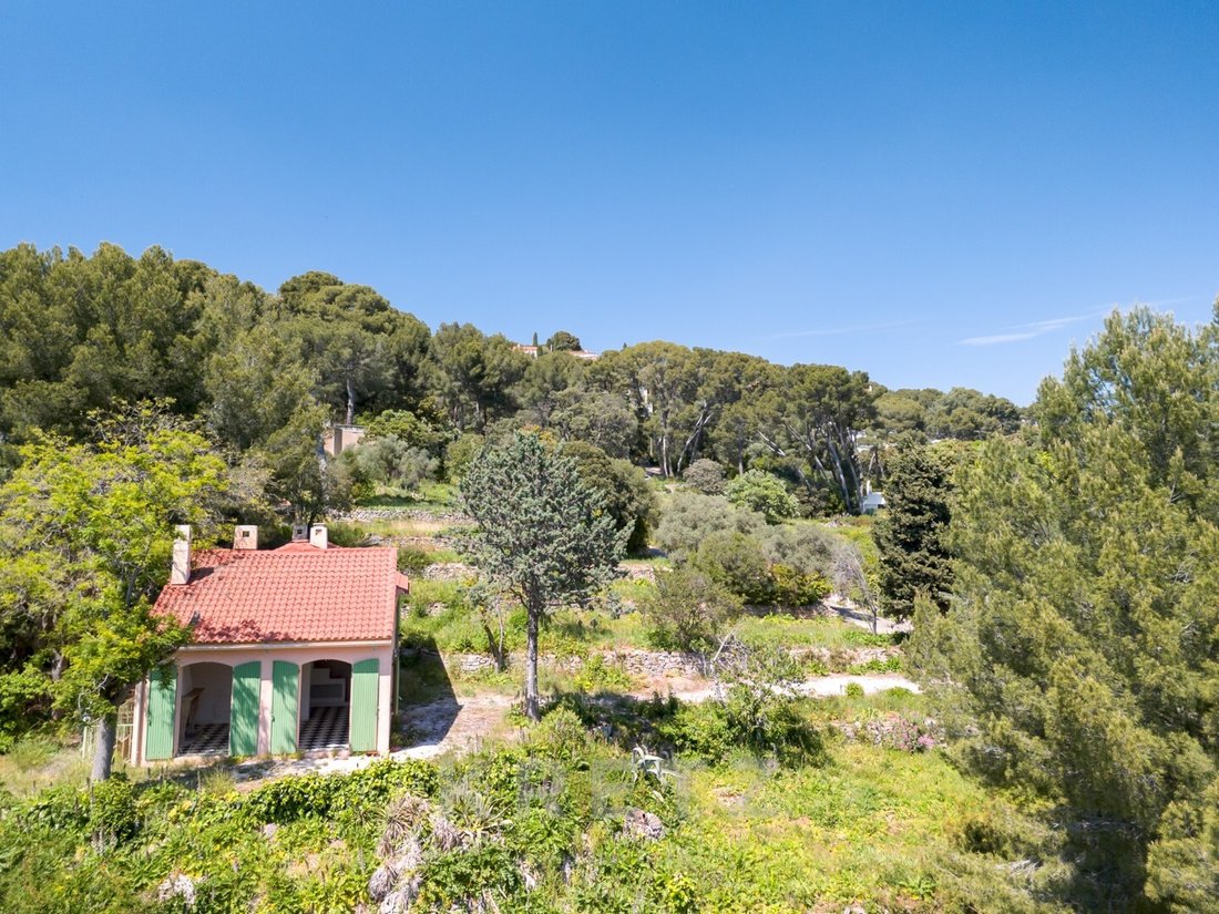 House With Breathtaking Views In Cassis, Provence Alpes Côte D'azur ...