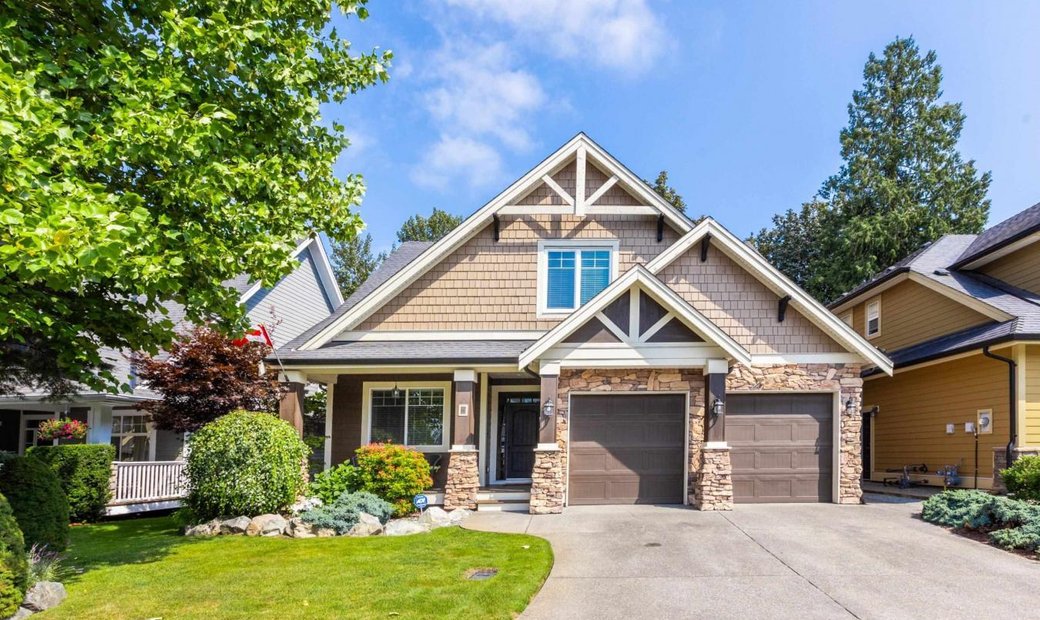 Edgeview Golf Course At Your Fingertips In Abbotsford, British Columbia ...