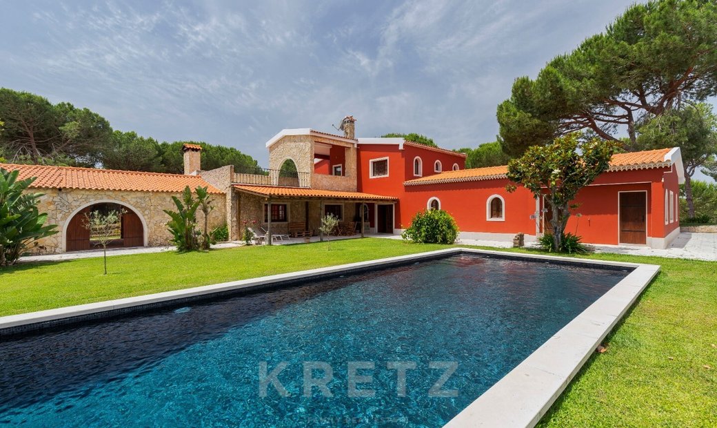 Fully Renovated Traditional Quinta In Santo Isidro De Pegões, Setubal ...