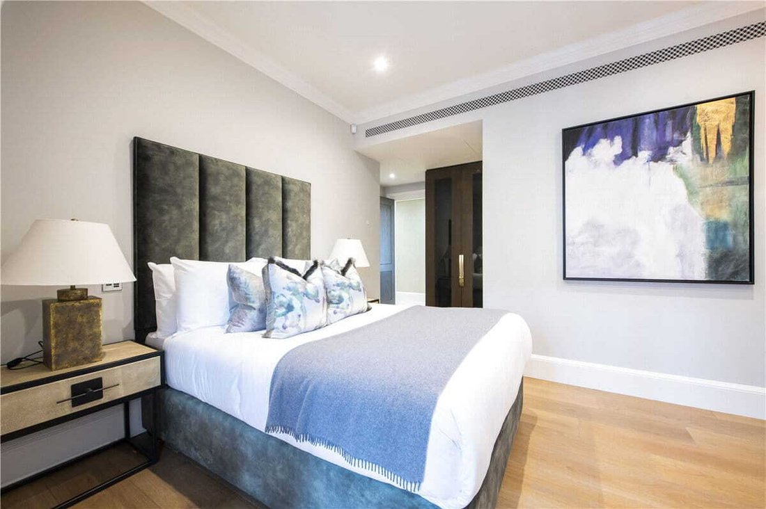 Duke Street, Mayfair W1 K In London, England, United Kingdom For Rent ...
