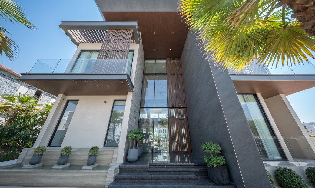 Modern Custom Built Villa In The Parkway In Dubai, Dubai, United Arab ...