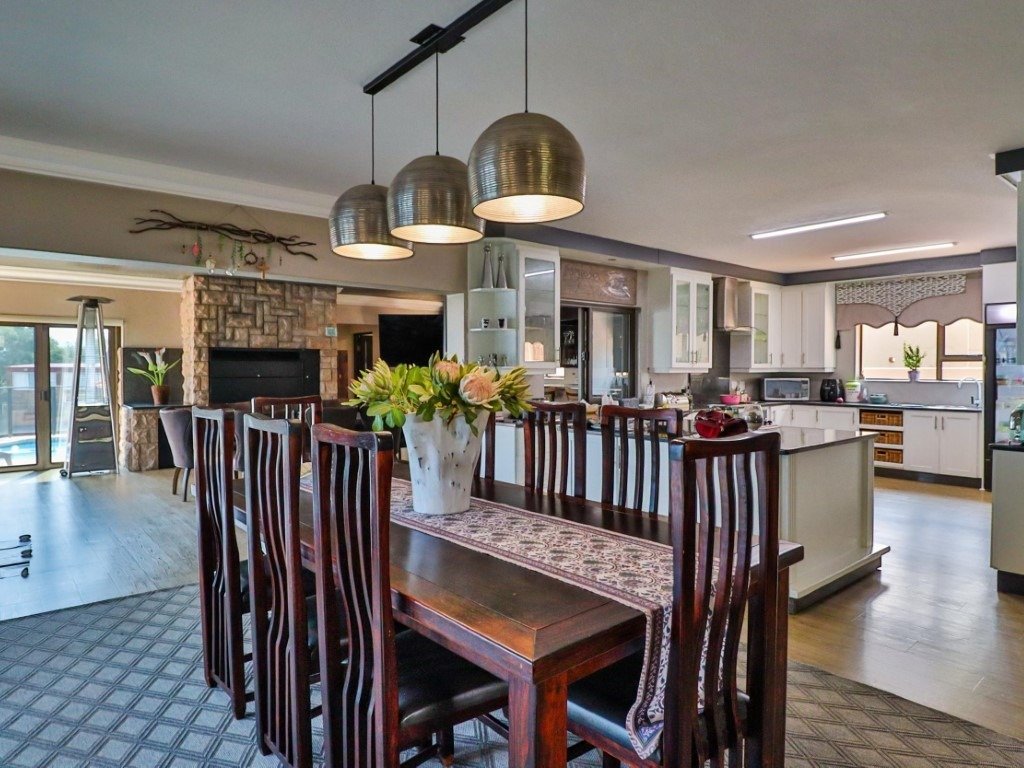 4 Bedroom House For Sale In Birdwood In Hartbeespoort, North West ...