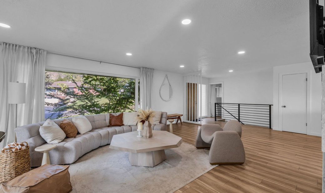 Stunning Holladay Home With Panoramic Views In Holladay, Utah, United ...