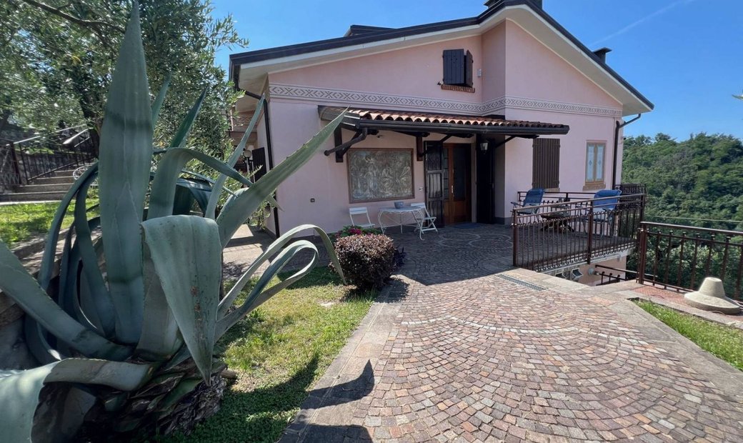 Cogorno: Detached Villa With Sea View Surrounded By In Cogorno, Liguria ...