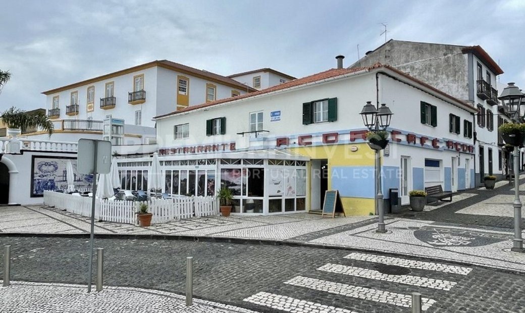 Villa With Restaurant In Privileged Area In Vila Das In Velas, Azores ...