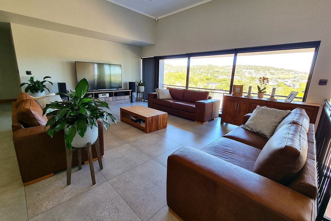 5 Bedroom House Luxurious Living In The In Mbombela, Mpumalanga, South ...