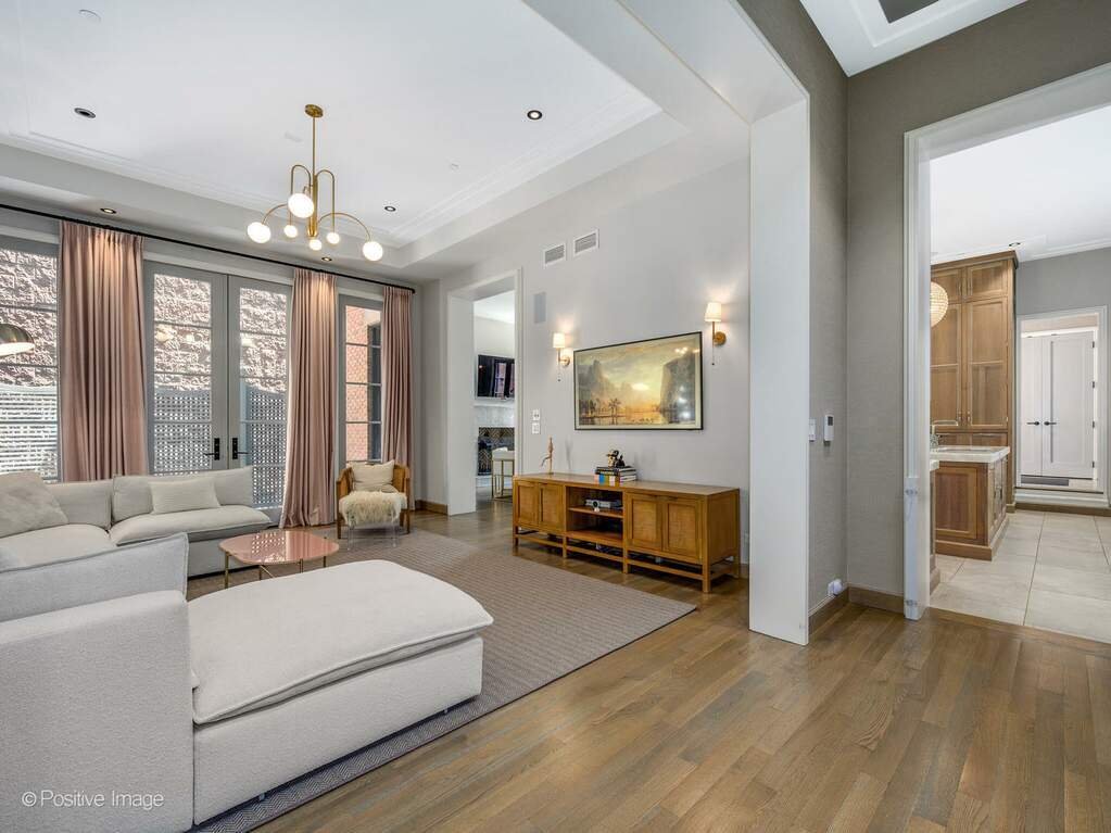 Custom Built Luxury Residence On Coveted In Chicago, Illinois, United ...