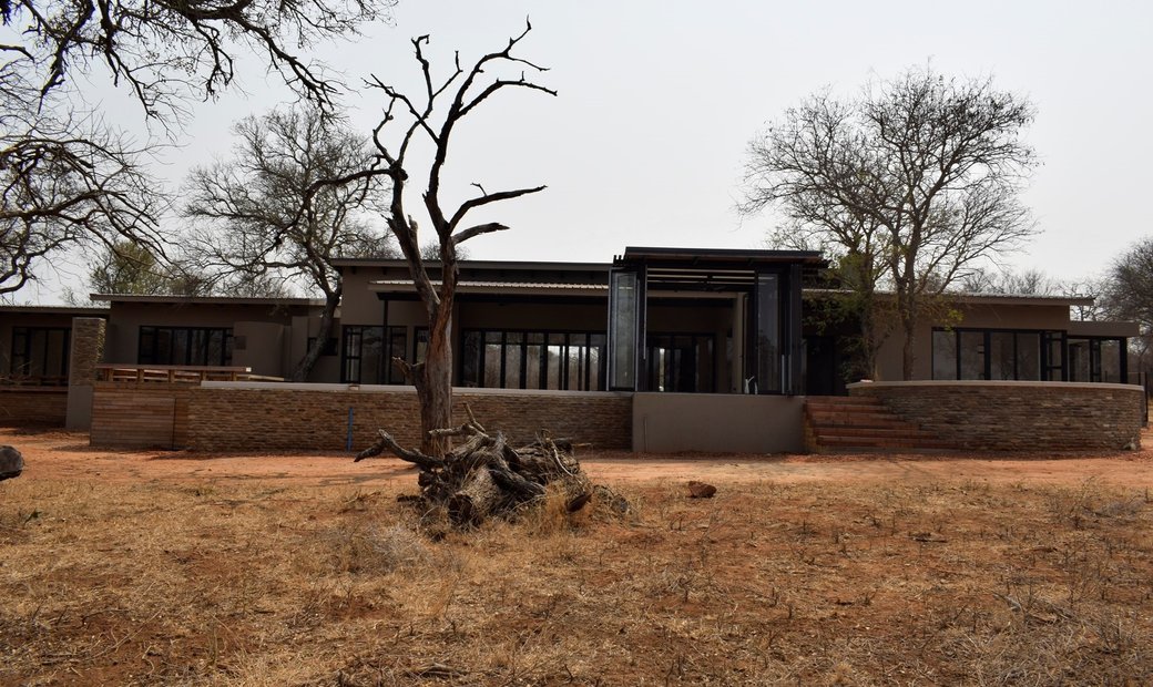 "Modern Luxury Home In Leadwood Big Game In Mdlazi, Limpopo, South ...