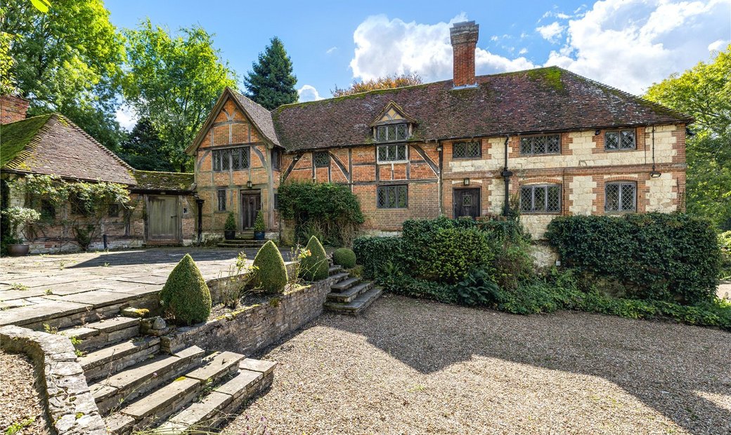 South Hay, Kingsley, Bordon, Hampshire In Hay Place, England, United ...