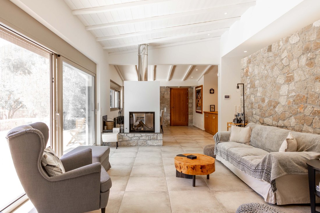 Fthiotida Seafront Land Ideal For Development In Stilida, Greece For ...