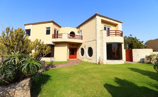 Luxury homes for sale in Namibia | JamesEdition