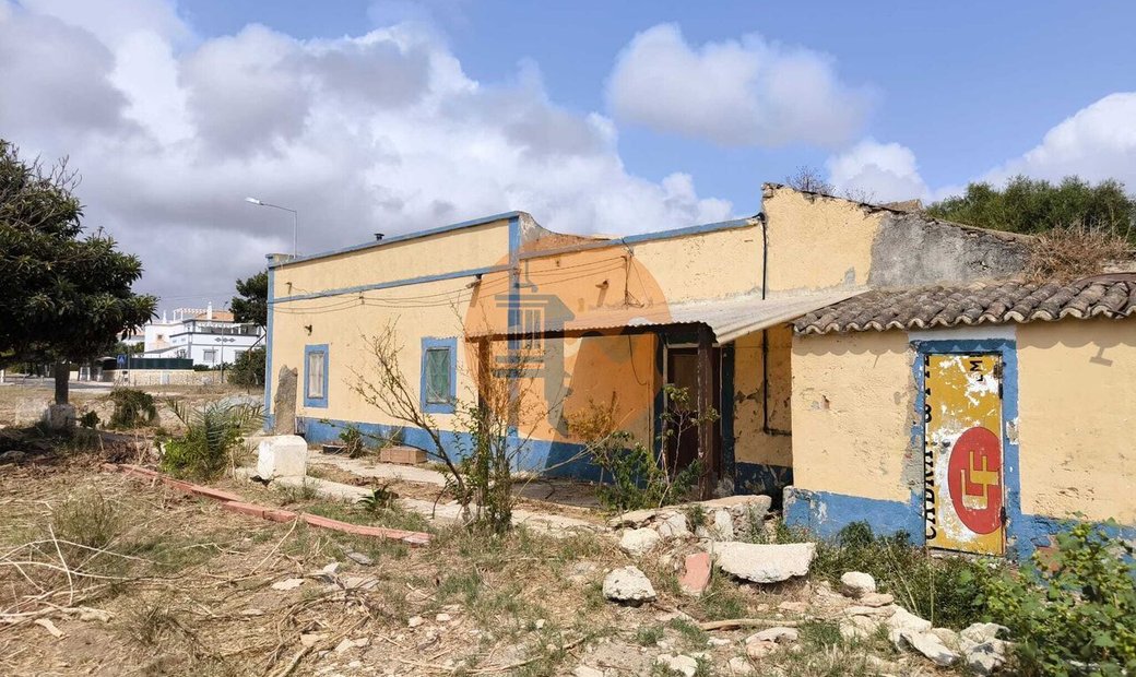 Land With 202,503 M2 With Three Urban Land In Santa Luzia, Algarve ...