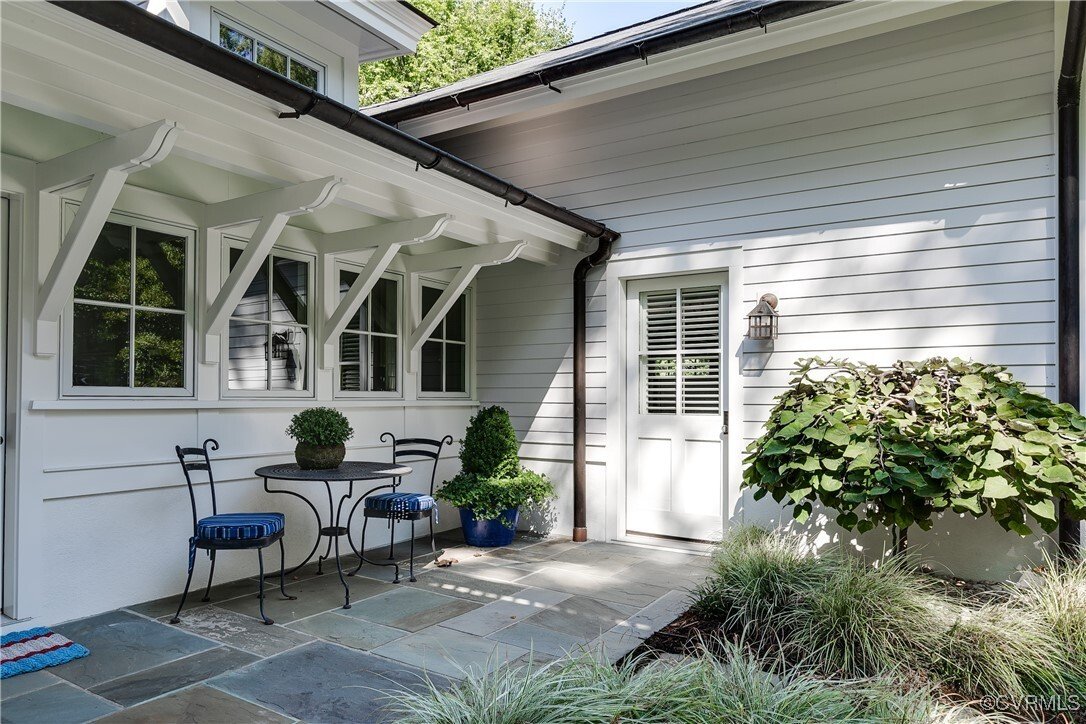 Stunning Farmhouse Steeped In Neighborhood In Richmond, Virginia ...