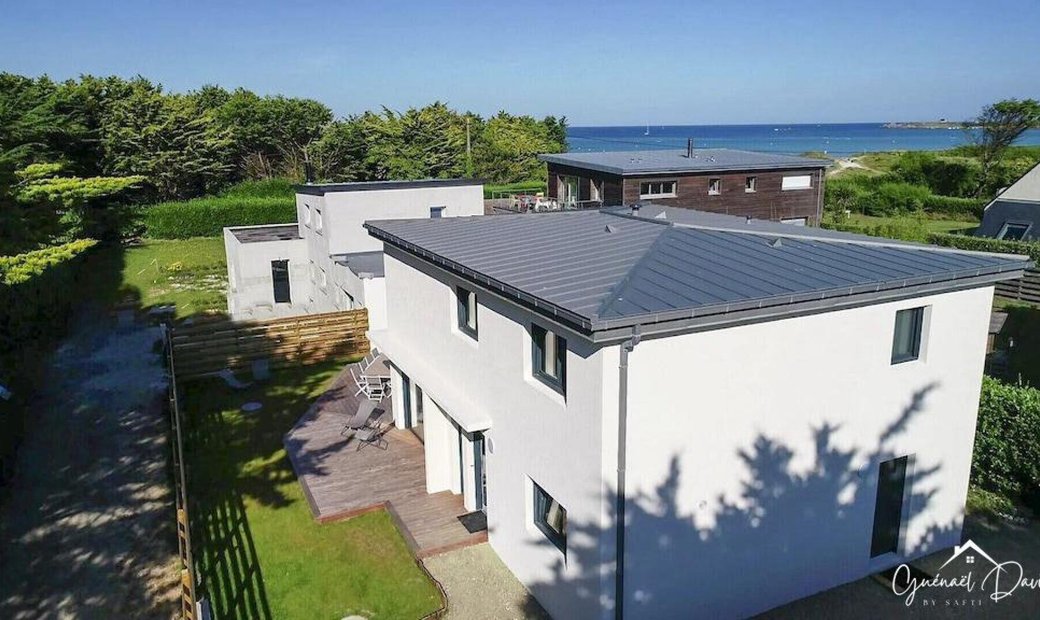 Votre Maison Moderne Au Bord Du Dossen, Avec In Santec, Brittany ...
