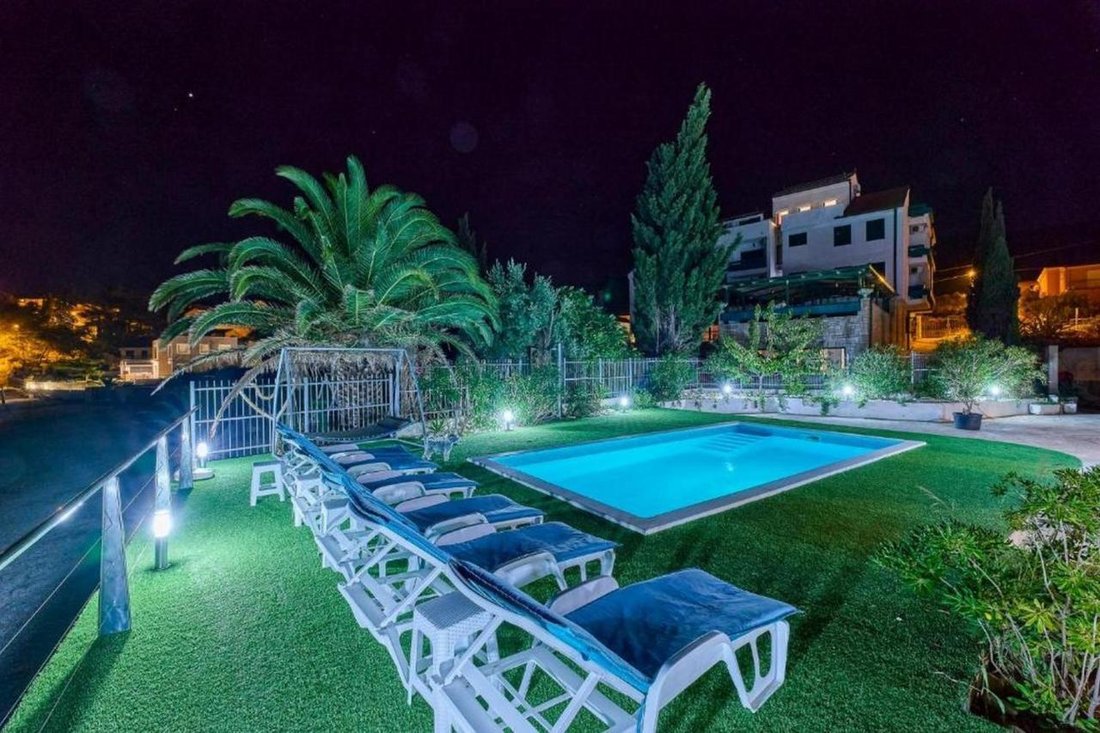 Slatine House In Slatine, Split Dalmatia County, Croatia For Sale ...