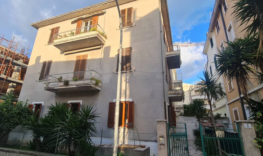 Indipendent House For Sale In San In San Benedetto Del Tronto, Marche ...