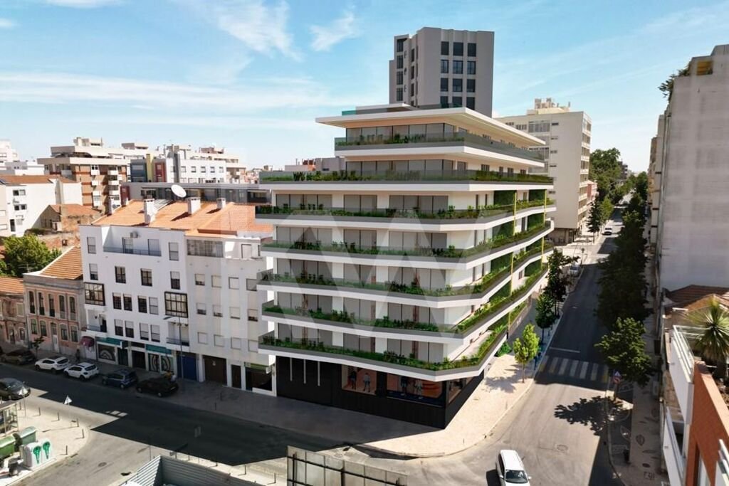 Barreiro Apartment In Barreiro E Lavradio, Setubal, Portugal For Sale ...