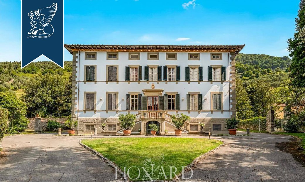 Wonderful Historic Villa With Pool Between Lucca And In Nocchi, Tuscany ...