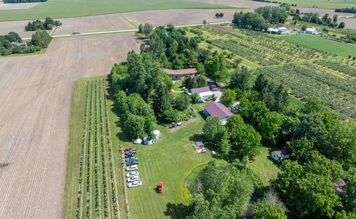 Luxury farm ranches for sale in Ontario, Canada | JamesEdition
