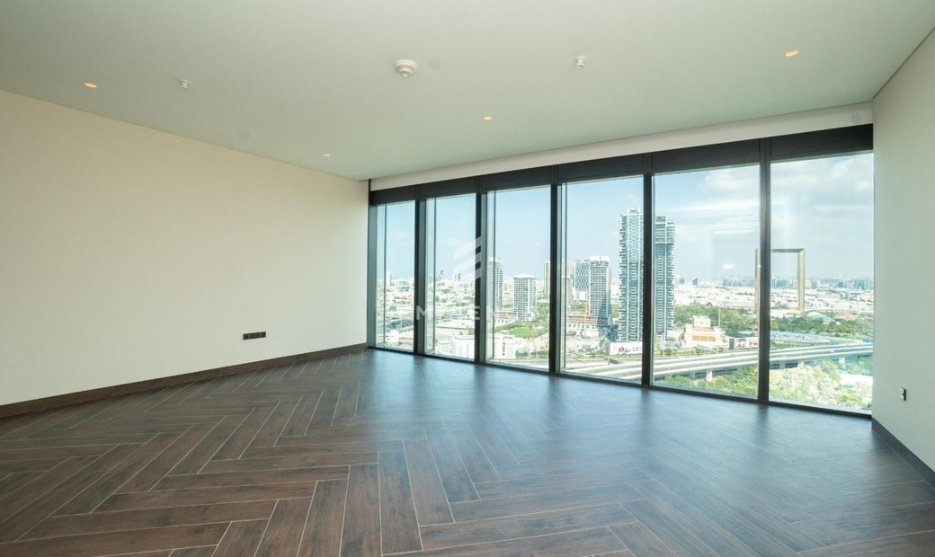 Brand New 1 Br | Simplex Design | Dubai Frame In Dubai, United Arab ...