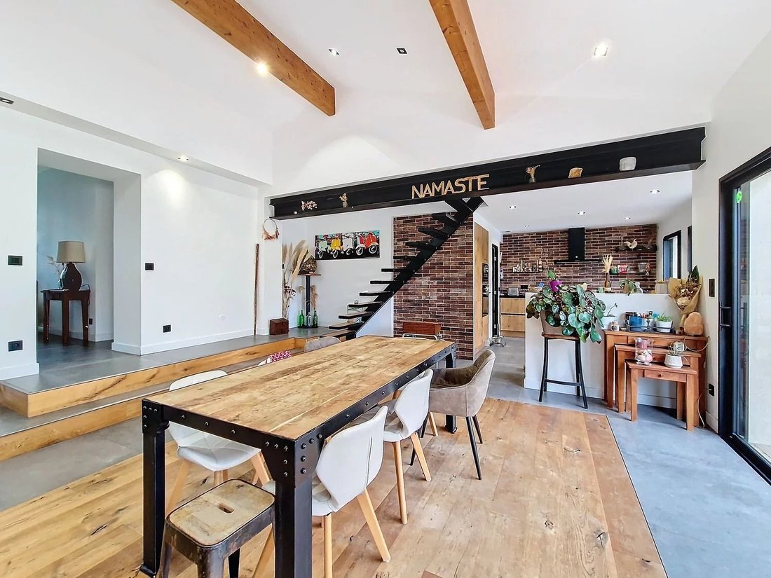 Martillac House In La Roche Chalais, Nouvelle Aquitaine, France For ...