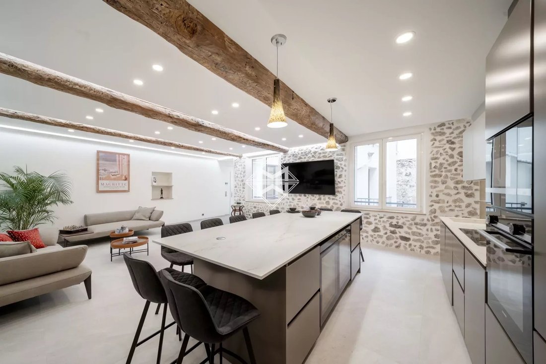 In The Heart Of Old Anibes In Antibes, Provence Alpes Côte D'azur ...