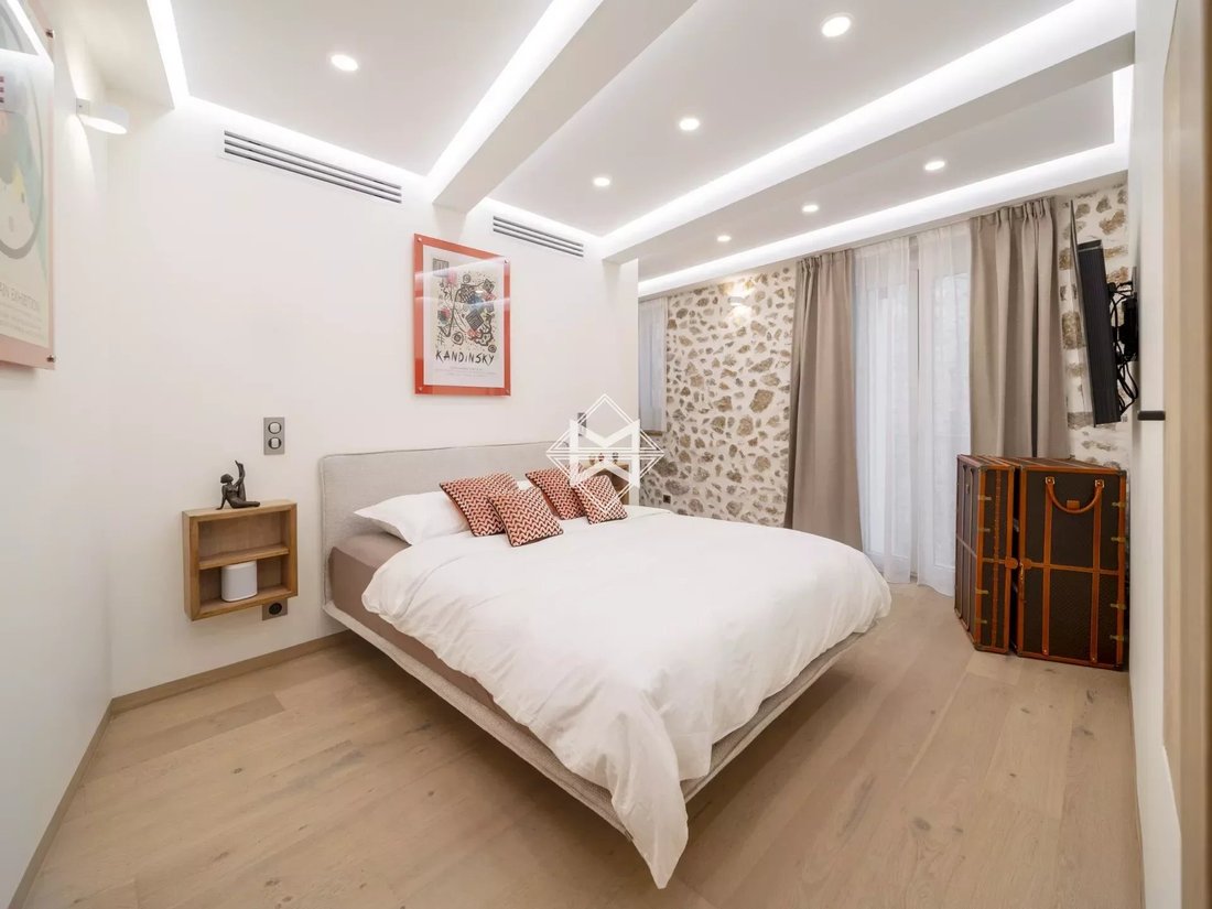 In The Heart Of Old Anibes In Antibes, Provence Alpes Côte D'azur ...