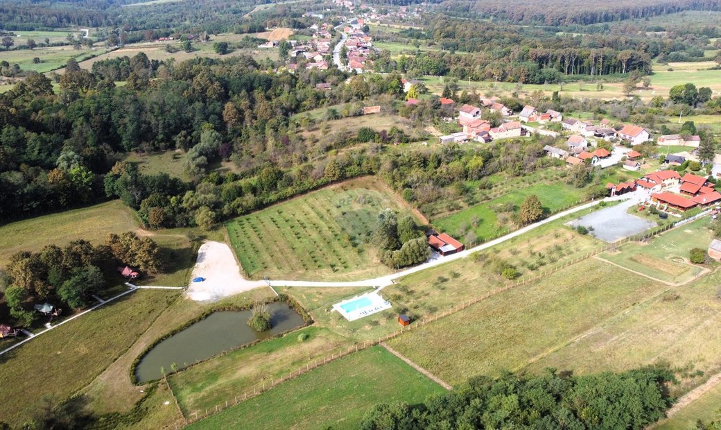 Gornje Komarevo, Sisak Okolica, In Sisak, Sisak Moslavina County ...