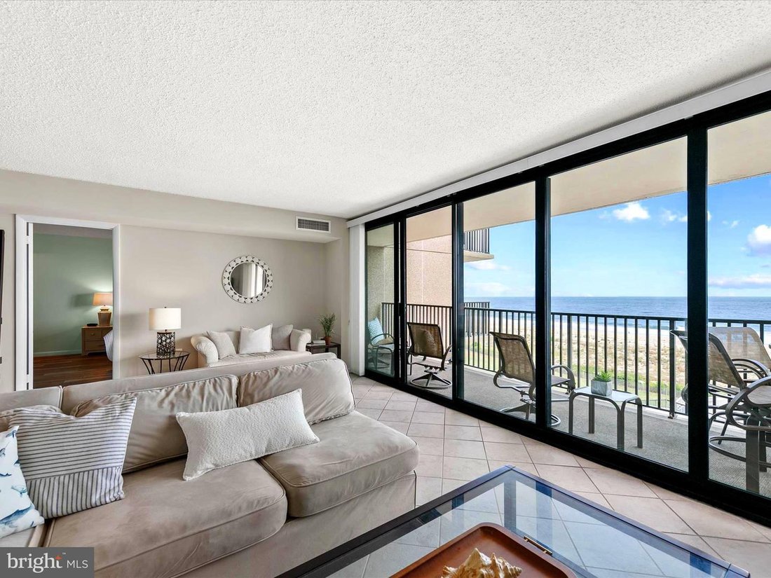 Lovely Oceanfront Condo In Bethany Beach, Delaware, United States For ...