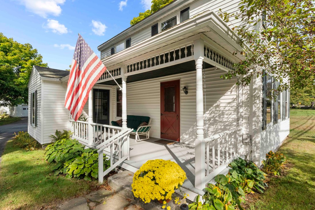 Charming 2,064 Sq. Ft. 4 Bedroom, 2 Bath In Groton, Connecticut, United ...