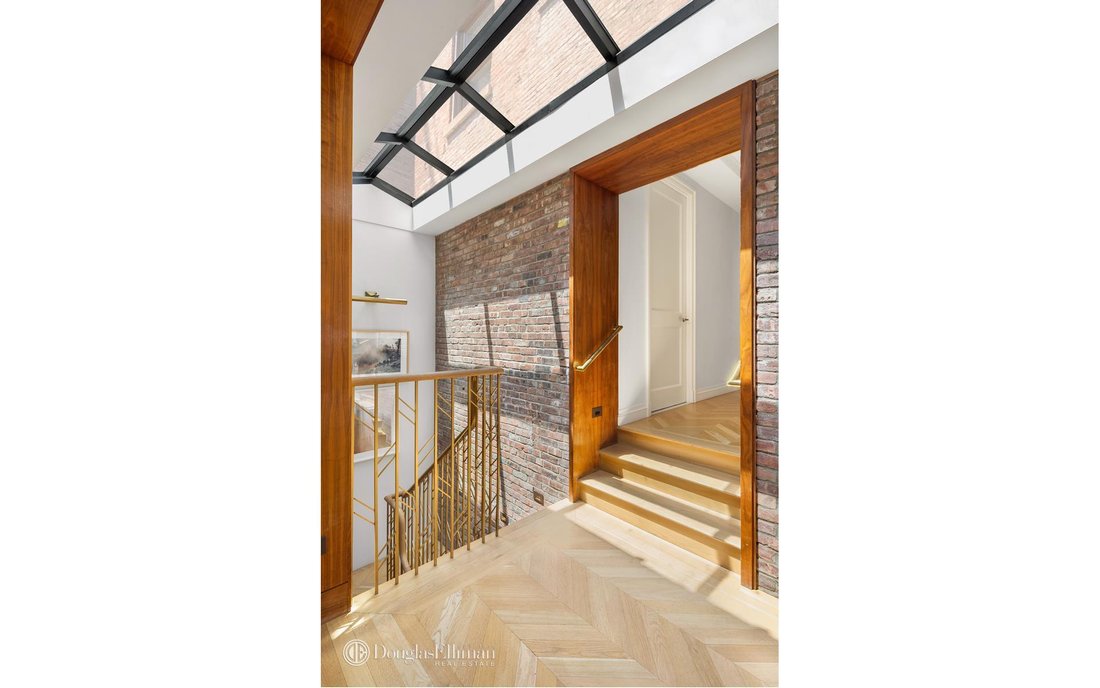 Condo New York In New York, New York, United States For Sale (14782864)