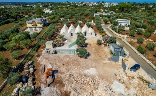 Luxury farm ranches for sale in Coreggia, Apulia, Italy | JamesEdition